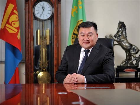 ХААИС ийн захирал асан Т Хэрүүга болон дэд захирал асан Ж Батчулуун нарт холбогдох хэргийг