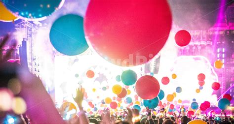 축제 컬러풀 콘서트 파티 퍼포먼스 사진이미지일러스트캘리그라피 미놀티안작가