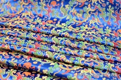 匠人馆 非遗传承人胡光俊年逾古稀依旧坚持守护那抹蜀锦红 知乎