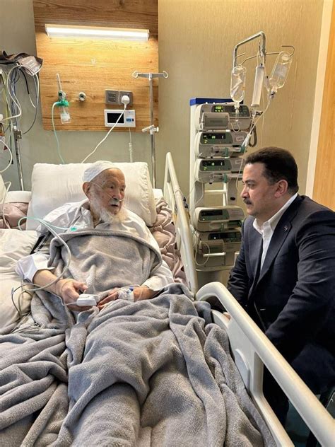 نخست وزیر عراق از آیت‌الله العظمی فیاض عیادت کرد عکس ابنا