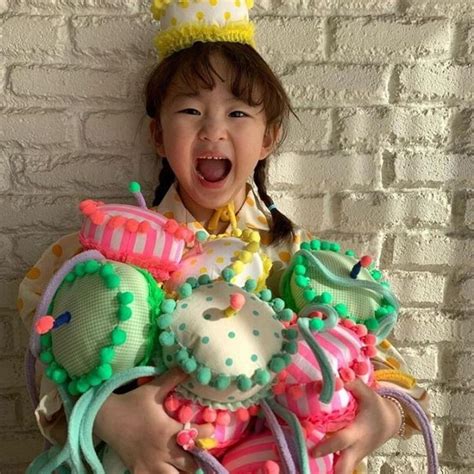 พร้อมส่ง แต่งเค้ก มงกุฎทองแต่งมุกแต่งเค้ก มงกุฏขนนก เค้กมงกุฎ เค้กวันเกิด วันเกิด 331