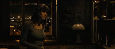 Голая Софи Марсо в Не оглядывайся