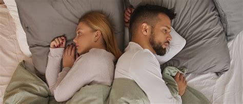 성관계 중 이 행위 발기부전의 위험을 높인다