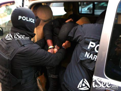 СЭРЭМЖЛҮҮЛЭГ 14 настай хүүхдийн хэвлий хэсэгт хутгалж гар утсыг нь дээрэмдсэн хэрэг гарчээ