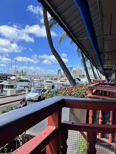 Chart House Honolulu