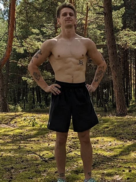 Double Airplane Cam Model Free Live Sex Show And Chat Stripchat