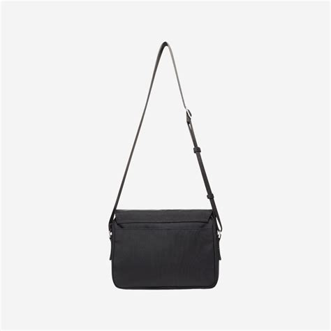 발렌시아가 익스플로러 스몰 자수 메신저백 블랙 Balenciaga Kream