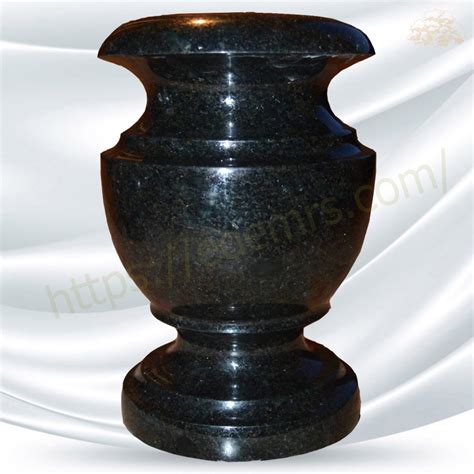 Купить ритуальные вазы для цветов в агентстве Эдем Ритуальное бюро Эдем