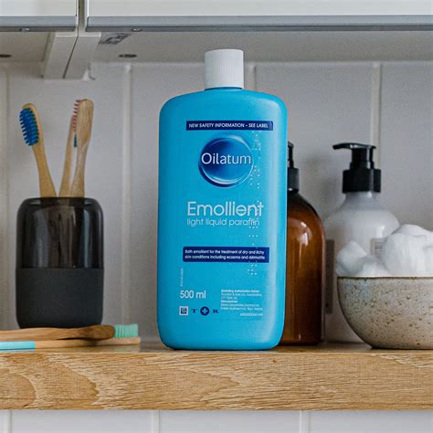 Oilatum Emollient Bath Liquid For Eczema And Dry Skin Conditions 500ml
