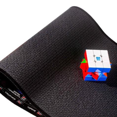 Moyu Cyberpunk Speedcubing Mat Large → Mastercubestore