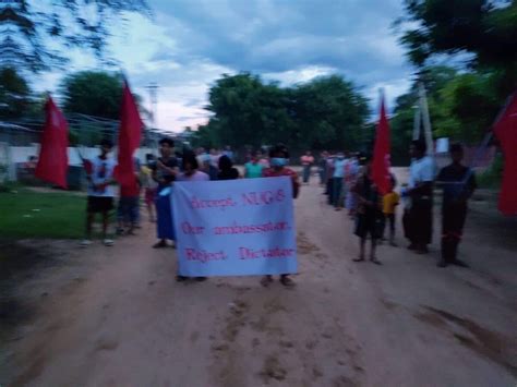 ယင်းမာပင် မြောက်ပိုင်း ရွာပေါင်းစုံ သပိတ် စစ်ကြောင်း အကြမ်းဖက် စစ်ကောင်စီ ဖြုတ်ချရေး ချီတက