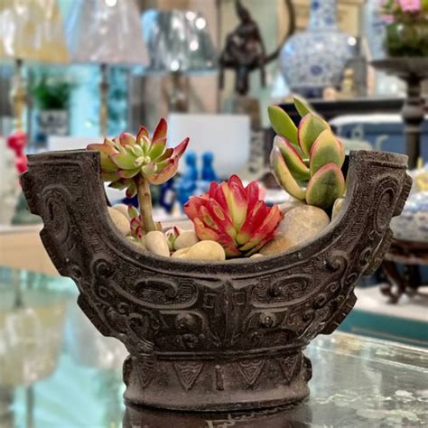 Taotie Narcissus Vase Sum Ngai Brass Factory