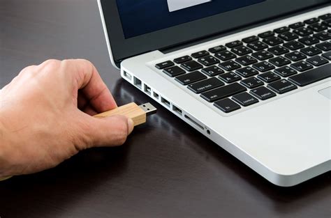 How To Backup Macbook To Flash Drive