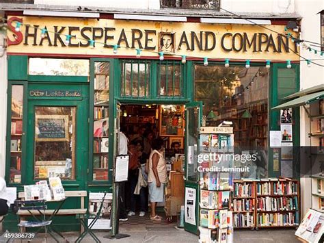 Shakespeare Company Paris Photos And Premium High Res Pictures Getty