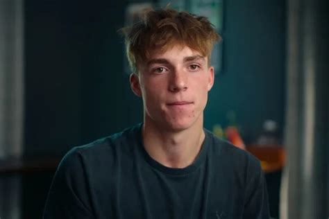 Where Is Kendra Licari Now See Whats Become Of Netflixs High School