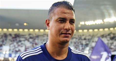 Bordeaux Chamakh Propose Ses Services