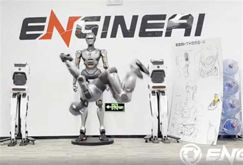 Chinese Humanoid Robot Performs Front Flip