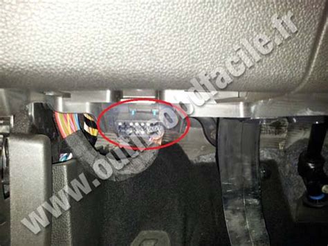OBD Stecker In Opel Zafira C 2011 2016 Einfach Ihren Adapter Finden