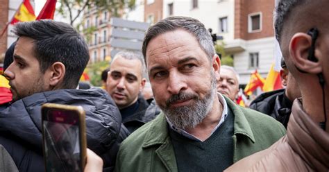 Rifirrafe Entre ‘los De Ferraz Por Un Correo Electrónico Vox Reniega De Revuelta Después De