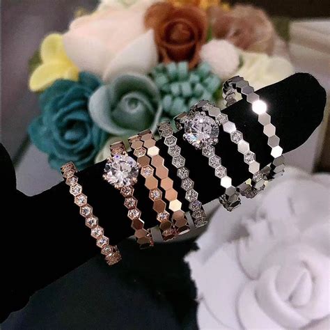 클래식 925 스털링 실버 지르콘 벌집 반지 숙녀용 쌓을 수 있는 기질 패션 브랜드 웨딩 고급 럭셔리 주얼리 Aliexpress