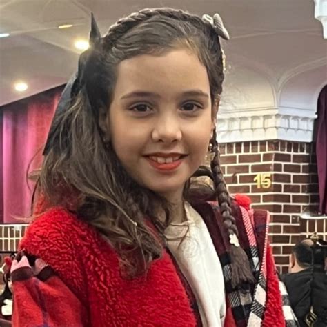 تیوال ملینا سادات حبیبی