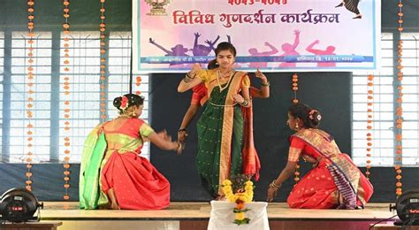 वेणूताई चव्हाण कॉलेज कराडमध्ये वार्षिक स्नेह संमेलन कार्यक्रम उत्साहात