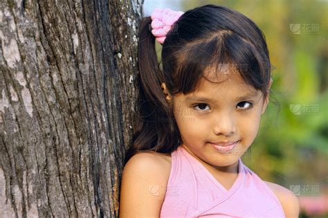 儿童 自然美 美 学龄前 幸福 学龄前儿童 水平画幅 小的 可爱的 美人