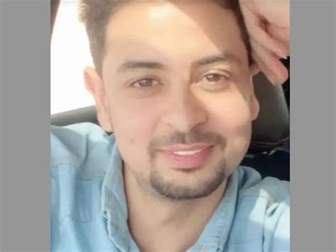 حسین آل‌علی، معترض ۳۱ ساله، پس از حمله ماموران و پرتاب شدن از طبقه