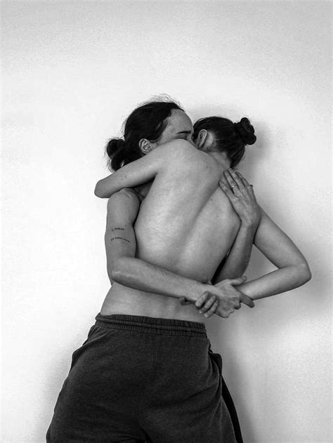 Elliot Ellen Page Nude Pics And Vivid Sex Lesbo Scenes