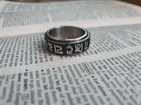 써지컬 스틸 문양 스핀 반지 헬로마켓