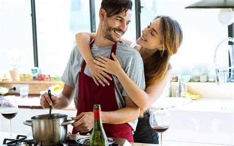 Boas Raz Es Para Sair Com Um Chef De Cozinha Revista Marie Claire Amor E Sexo