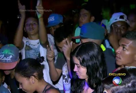 Adolescentes Fazem Trenzinho De Sexo Em Bailes Funk Com At Dez Parceiros E Sem Preservativo