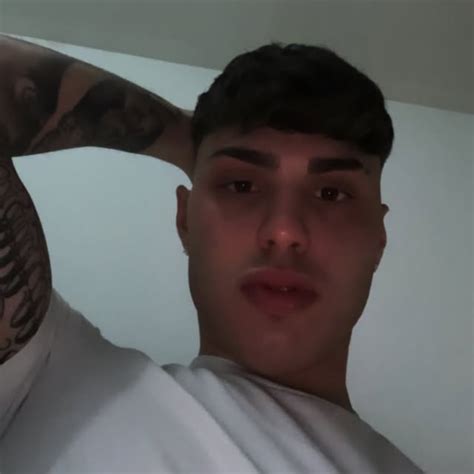 Pasquale Pasqualedefalco • Threads Say More