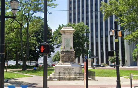 Toppling Christopher Columbus Public Statues And Monuments Cityland