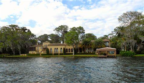 Travelscore Magazine Winter Park A Scenic Boat Tour In The Venice Of
