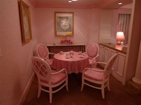 Hello Kitty Dining Room