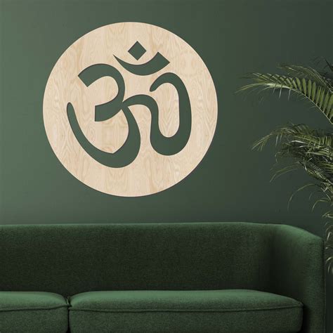 Декорация за стена от дърво Ом символ