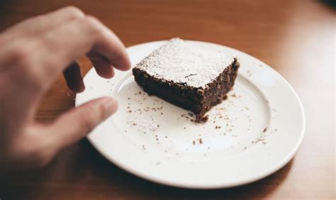 Hyperbolic Discounting Bias What It Is And How To Avoid It Shortform Books