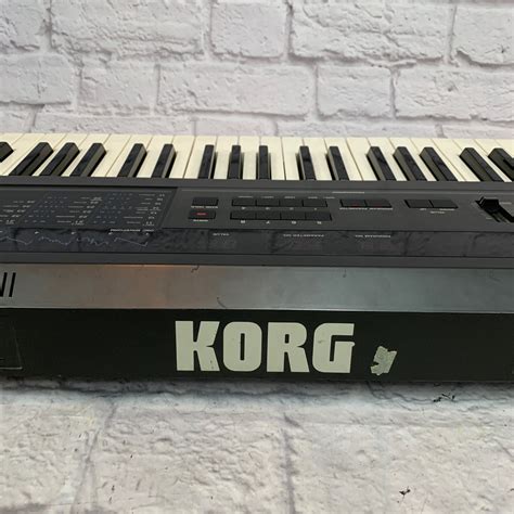 Korg Dw 8000 Digital Waveform Synthesizer Evolution Music