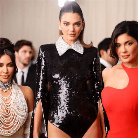How Kendall Jenner Achieved 20 Pounds Of Weight Loss In 2024 Her Best