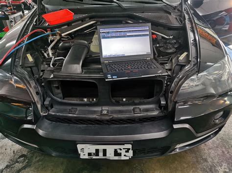 阿燦汽車技術研究工作室 X5 E70 3 0d 冷氣出風口開冷氣時左下出風口出熱風 線路查修 Facebook