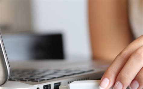 Usb4® Vs Thunderbolt™ 4 Technically Is There Really Any Difference Kandou