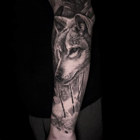 Robert Beeman Realism And Illustrative Black And Gray Tattoos In