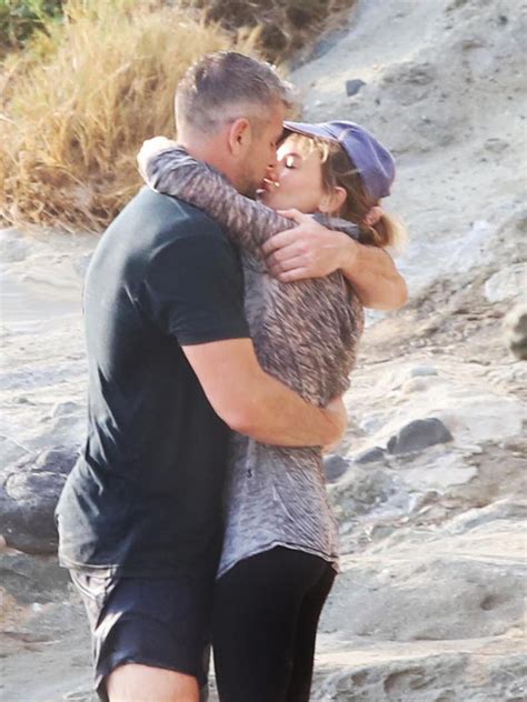 RENEE ZELLWEGER And Ant Anstead Out Kissing In Laguna Beach HawtCelebs