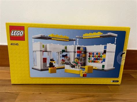 Lego Store 40145, Hobbies & Toys, Toys & Games on Carousell