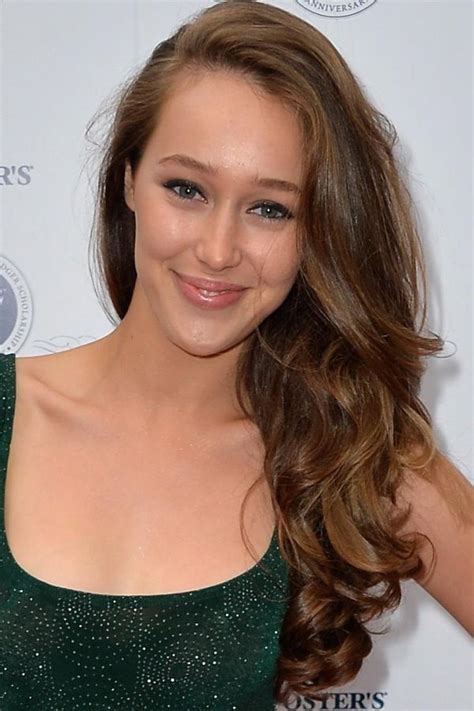 35 Sexy Alycia Debnam Carey Photos 12thblog