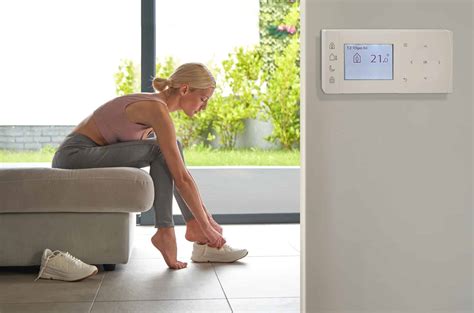 Danfoss Tpone S Dbr Wi Fi Connected Programmable Room Theromstat And Rf Receiver Uk Plumbing