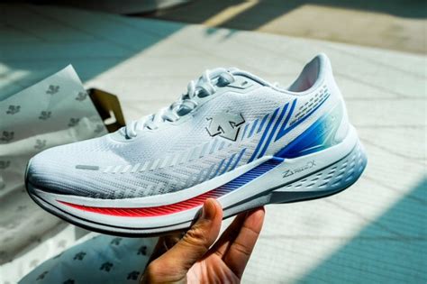 데상트 러닝화 에너자이트 슈퍼 V2 마라톤 입문자를 위한 조깅화 네이버 블로그