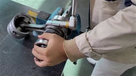 농기계정비기능사 대단부 오일간극 측정 Youtube