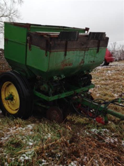 John Deere Potato Planter Engel Bros Equipmentengel Bros Equipment